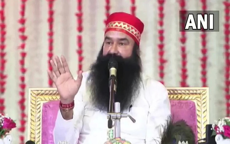 Dera Sacha Sauda: Ram Rahim, who came out of jail on parole, changed ...