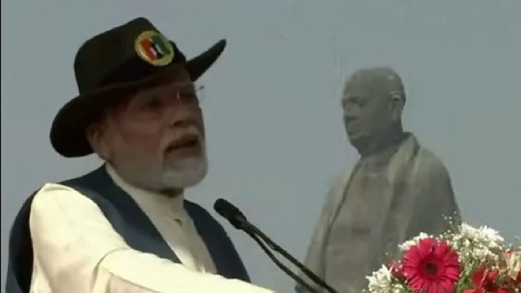 Morbi Bridge Collapse: PM Modi saluted Patel after reaching Statue of ...