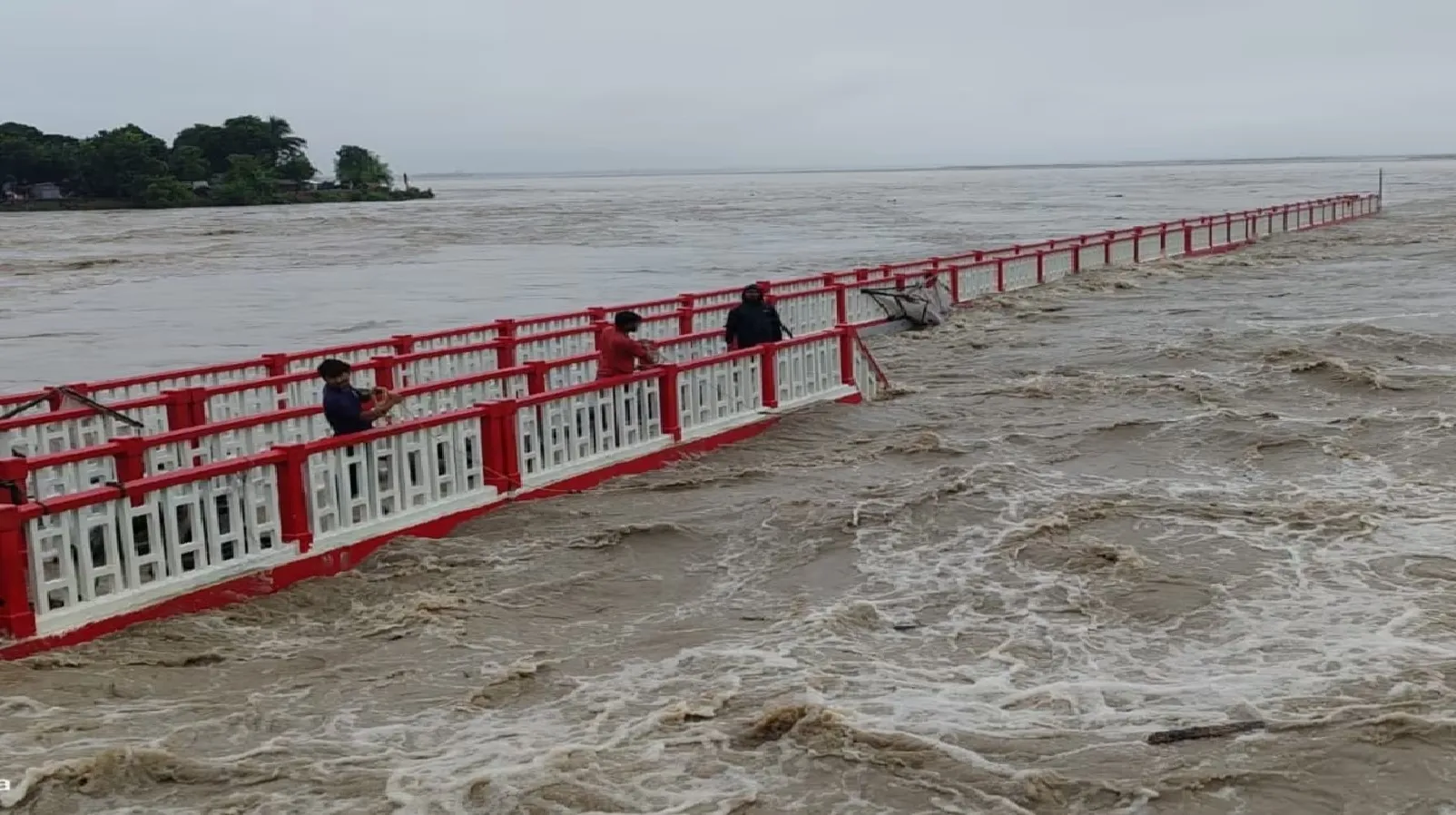 Rising Water Levels of Kosi Dam Put Bihar on High Alert - News247Plus