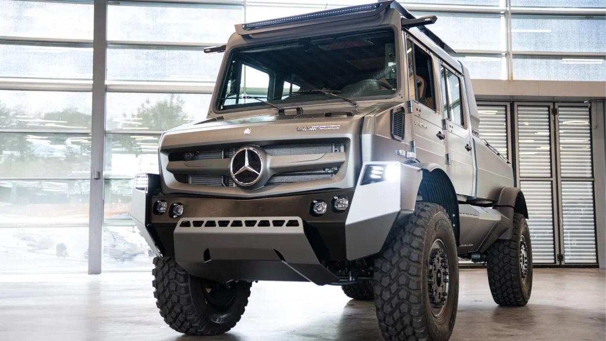 This is the most luxurious Unimog created by Mercedes-Benz